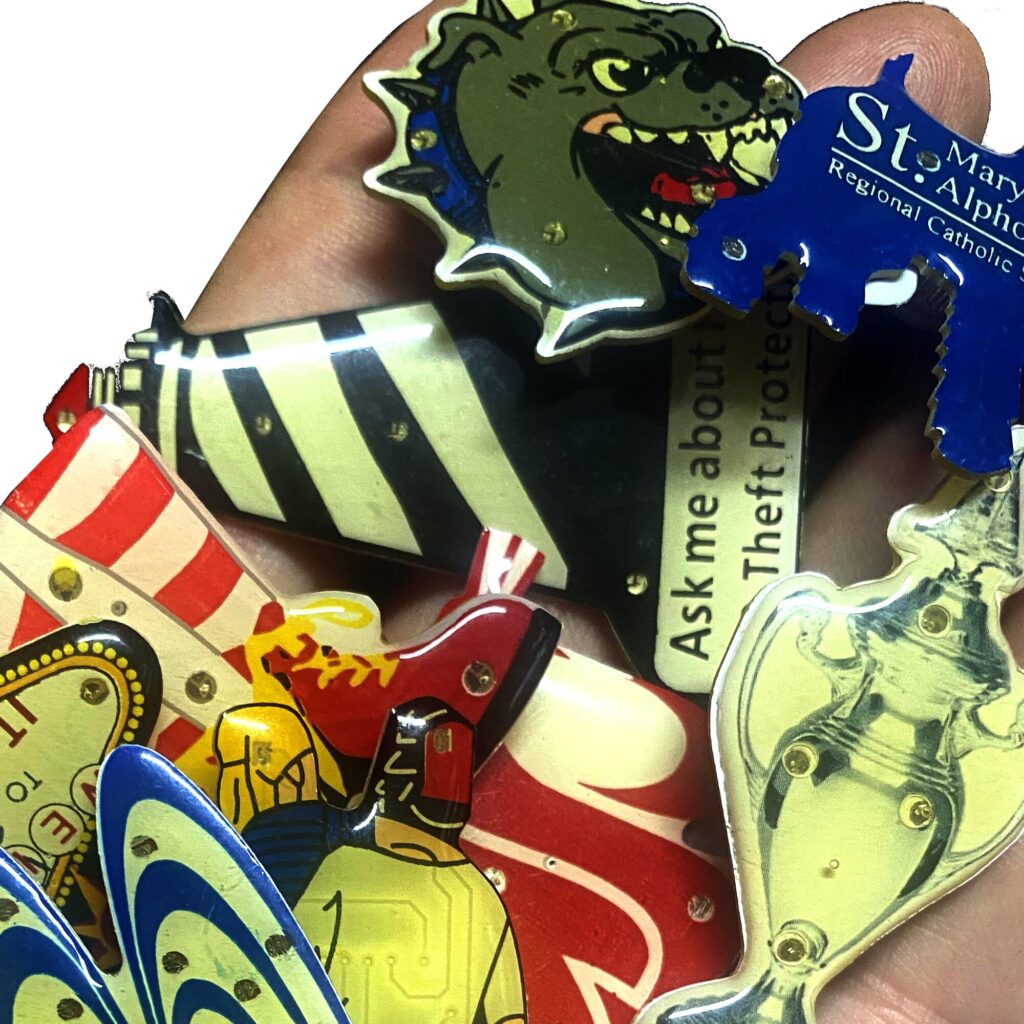 About – LogoBlinkee.com Flashing Custom Logo Lapel Pins